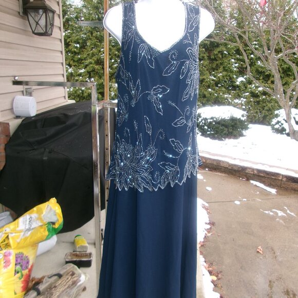 J Kara | Dresses | Jkara Gorgeous Navy Beaded Formal Gown 2w | Poshmark